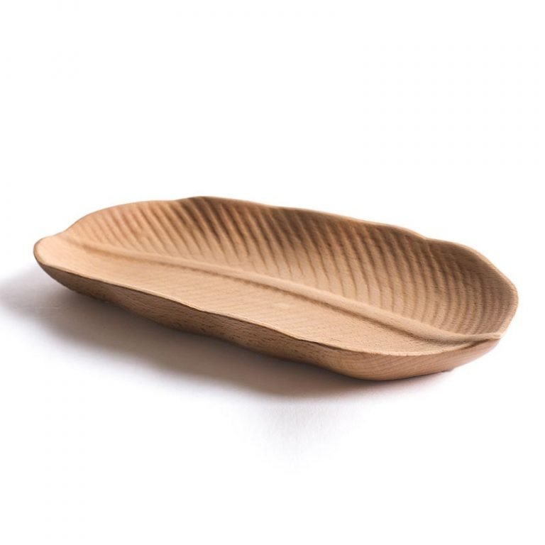 Leaf Shaped Wooden Plate – Woodence